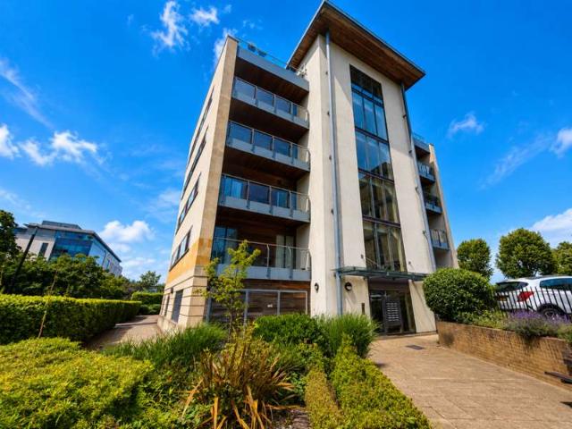 2 Bedroom Apartment Flat