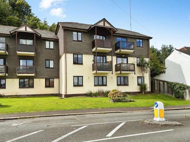 2 Bedroom Apartment Flat