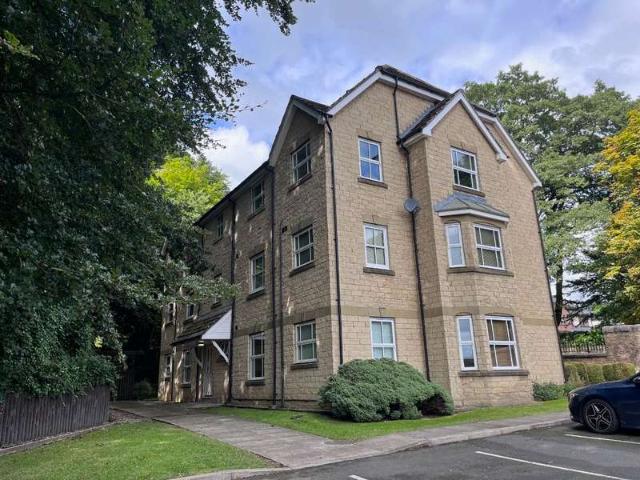 2 Bedroom Apartment Flat