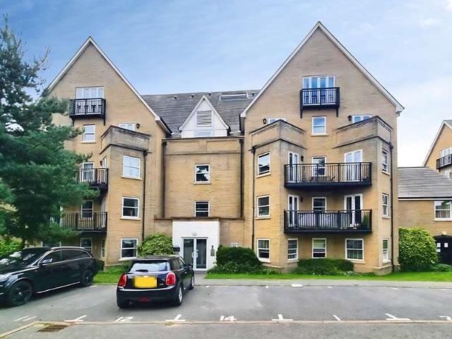 2 Bedroom Apartment Flat