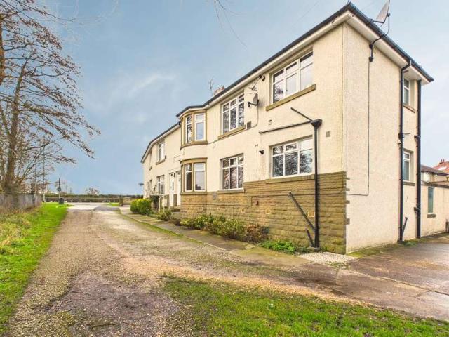 2 Bedroom Apartment Flat