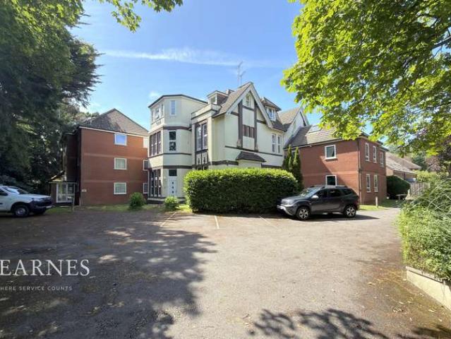 2 Bedroom Apartment Flat