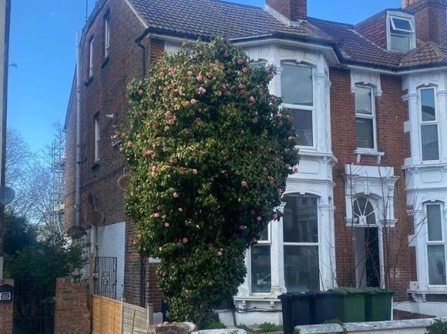 2 Bedroom Apartment Flat