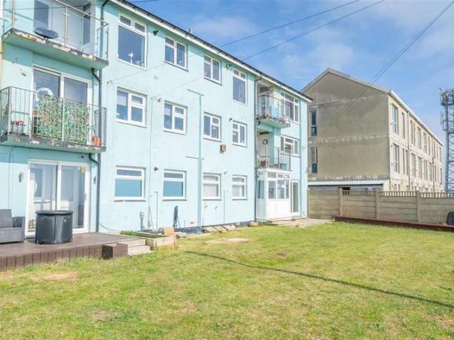 2 Bedroom Apartment Flat