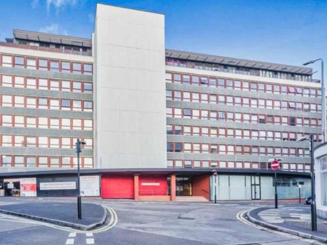 2 Bedroom Apartment Flat