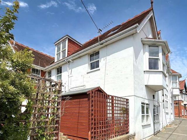 2 Bedroom Apartment Flat