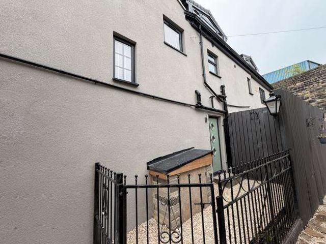 2 Bedroom Apartment Flat