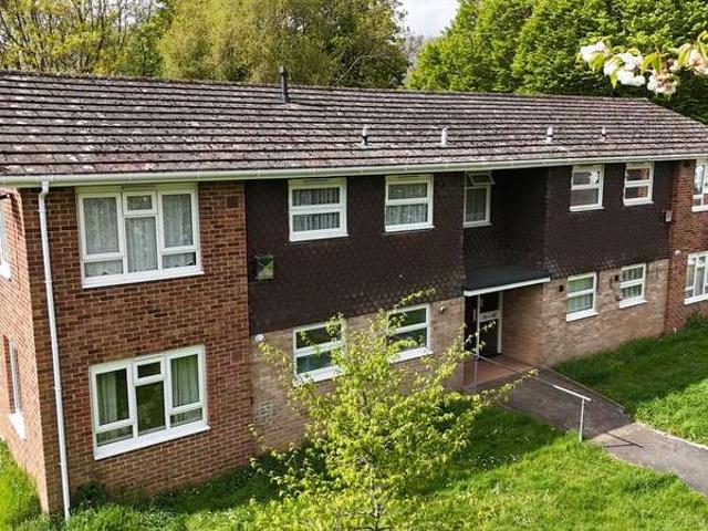 2 Bedroom Apartment Flat