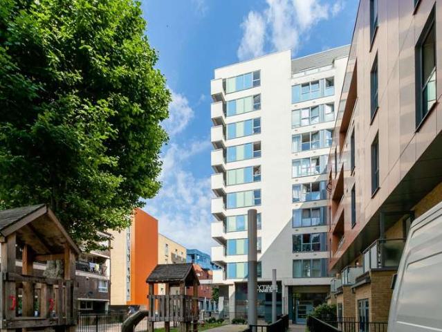 2 Bedroom Apartment Flat
