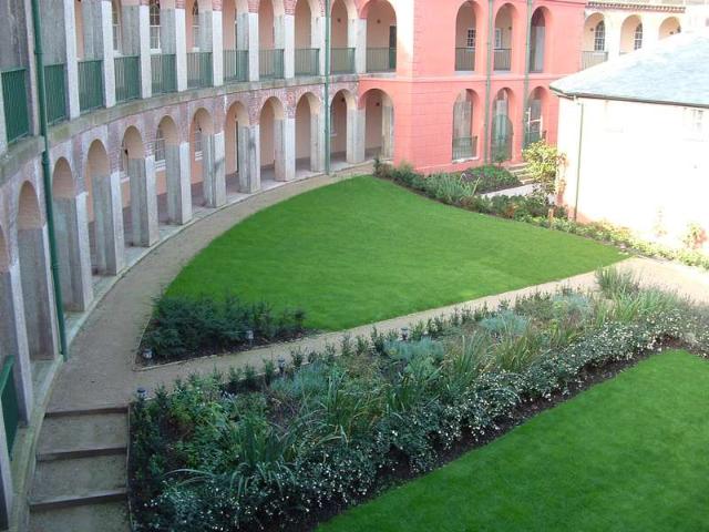 2 Bedroom Apartment Flat