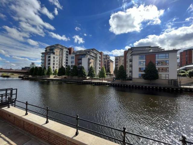 2 Bedroom Apartment Flat