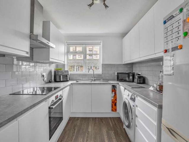 2 Bedroom Apartment Flat