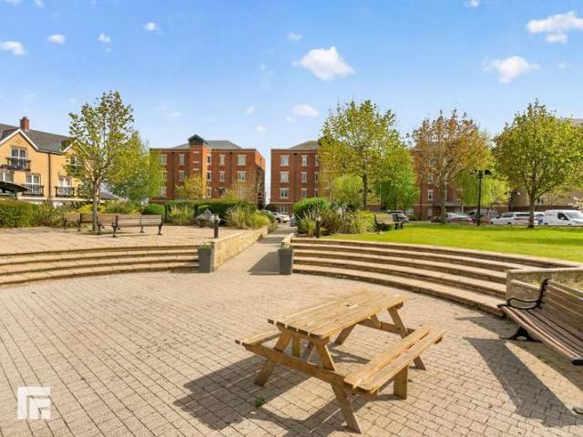 2 Bedroom Apartment Flat