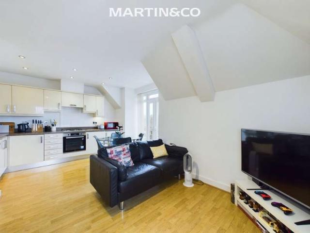 2 Bedroom Apartment Flat