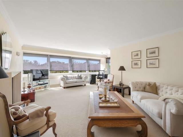 2 Bedroom Apartment Flat