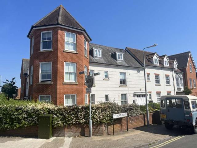 2 Bedroom Apartment Flat