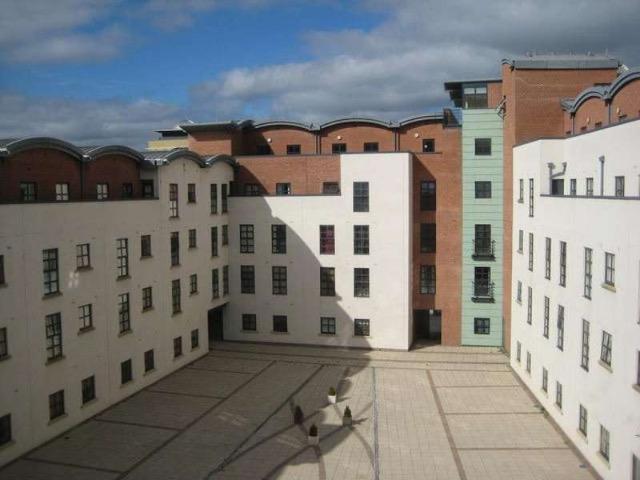 2 Bedroom Apartment Flat