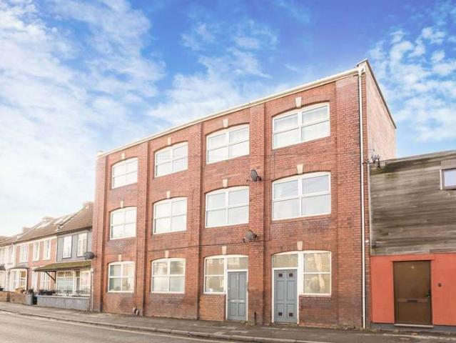 2 Bedroom Apartment Flat
