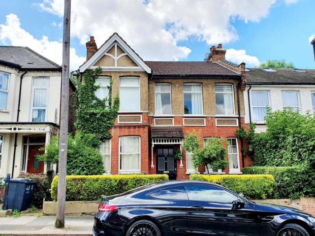 2 Bedroom Apartment Flat
