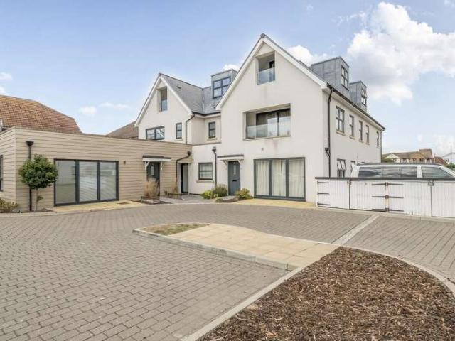 2 Bedroom Apartment Flat