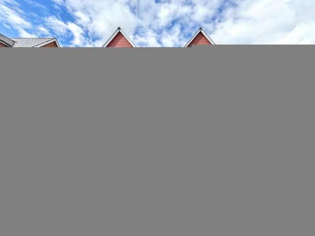 2 Bedroom Apartment Flat