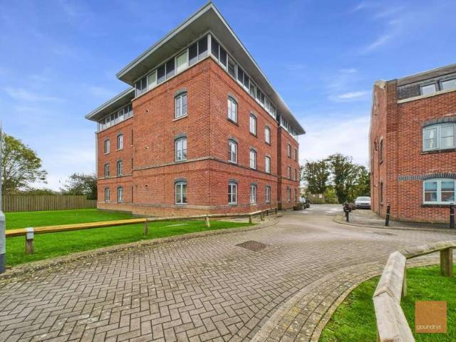 2 Bedroom Apartment Flat
