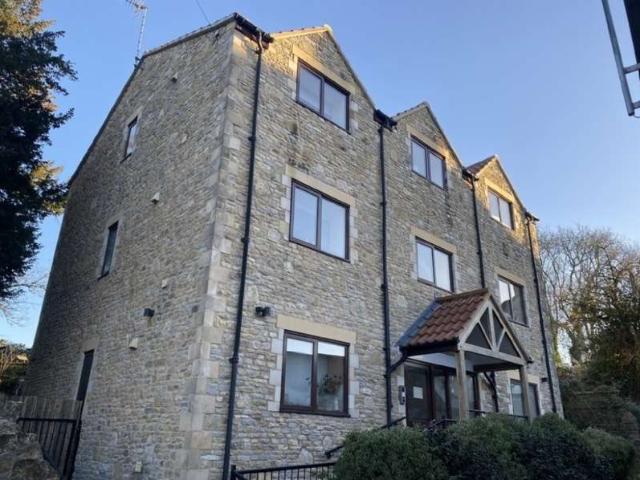 2 Bedroom Apartment Flat