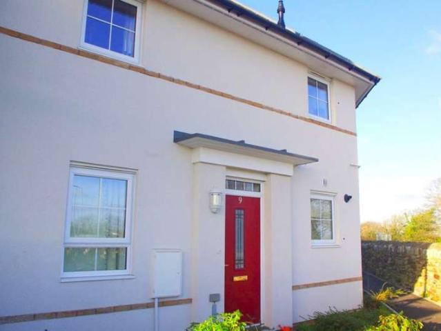 2 Bedroom Apartment Flat