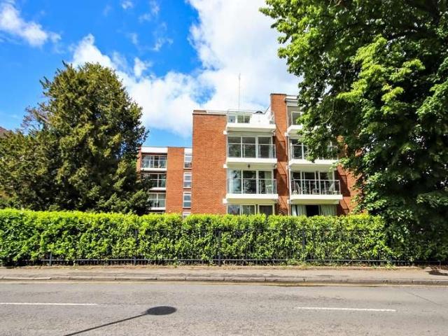 2 Bedroom Apartment Flat