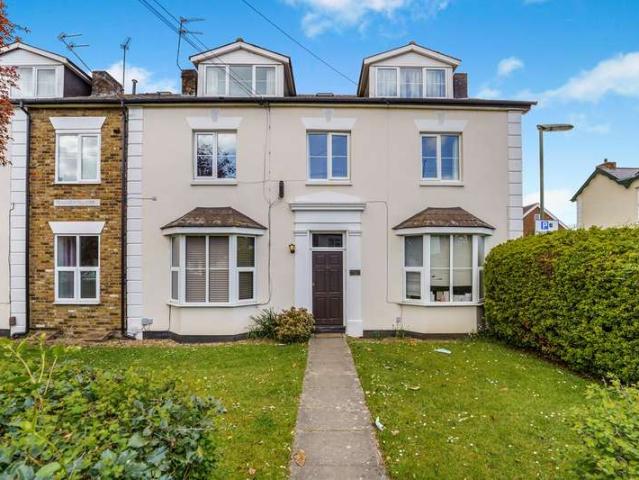 2 Bedroom Apartment Flat