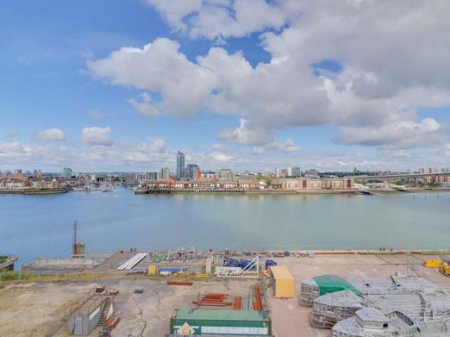 2 Bedroom Apartment Flat