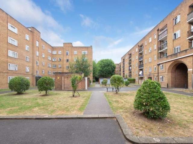 2 Bedroom Apartment Flat