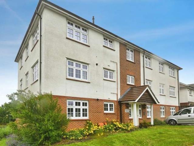 2 Bedroom Apartment Flat