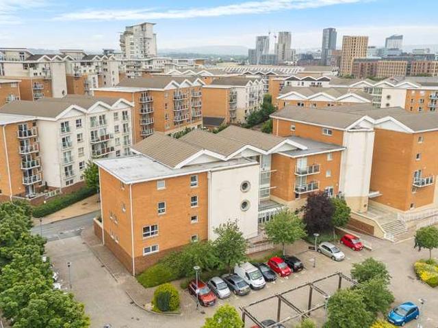 2 Bedroom Apartment Flat