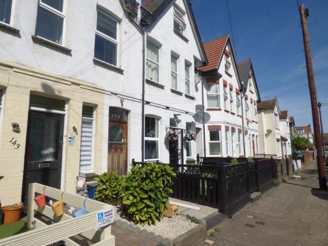 2 Bedroom Apartment Flat