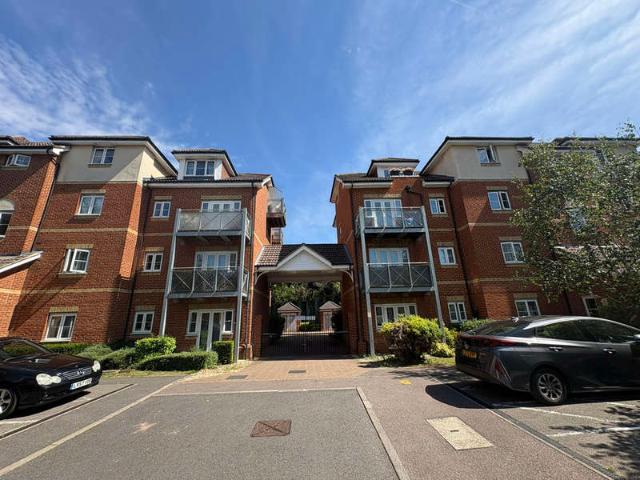 2 Bedroom Apartment Flat