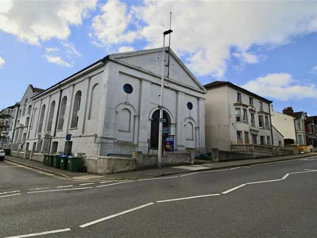 2 Bedroom Apartment Flat