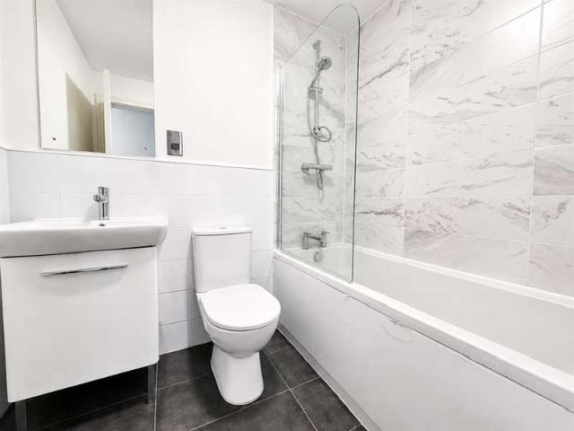 2 Bedroom Apartment Flat