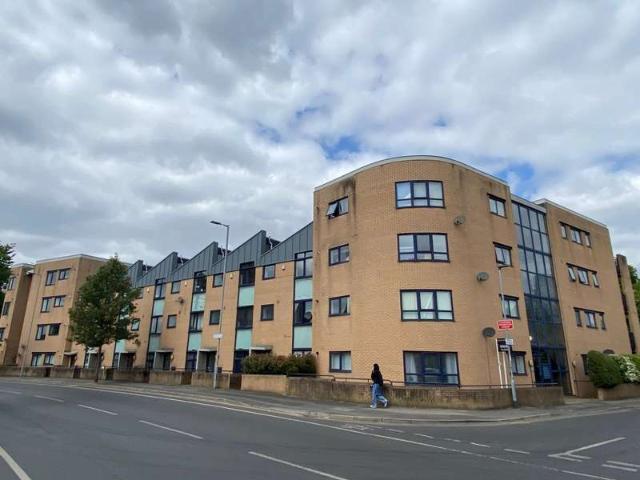 2 Bedroom Apartment Flat