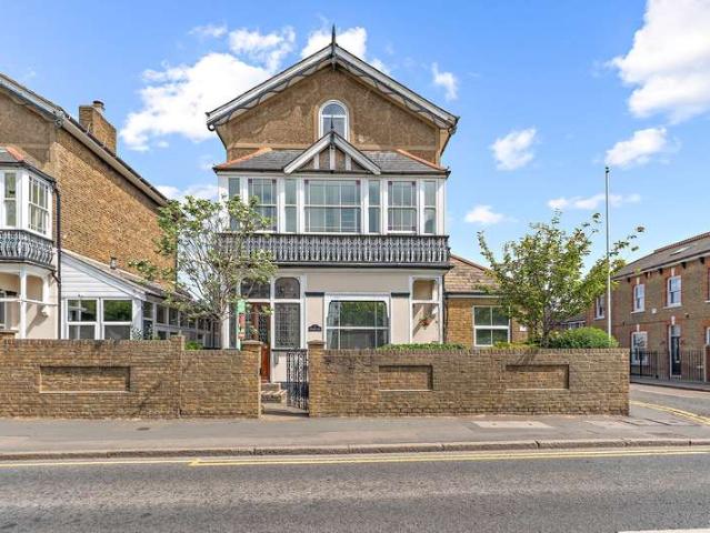 2 Bedroom Apartment Flat