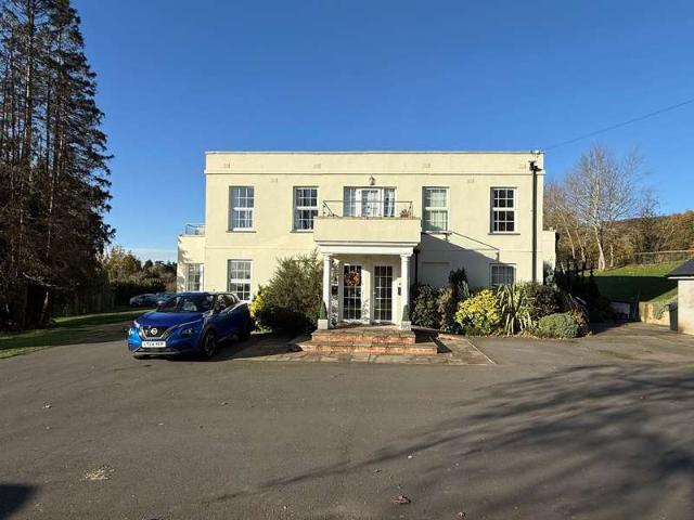 2 Bedroom Apartment Flat