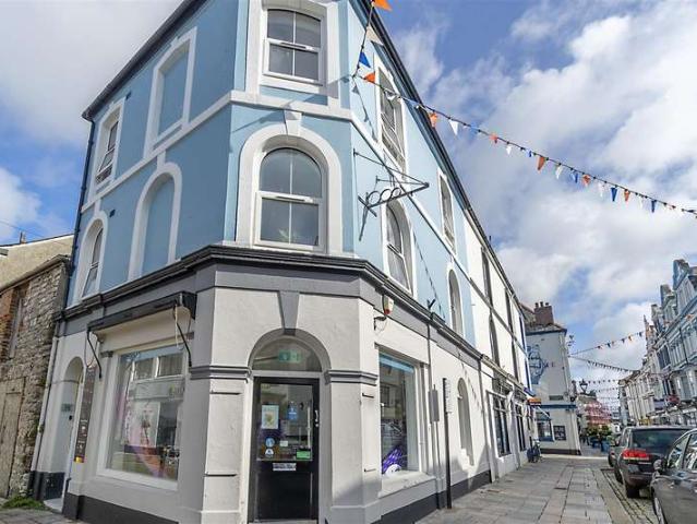 2 Bedroom Apartment Flat