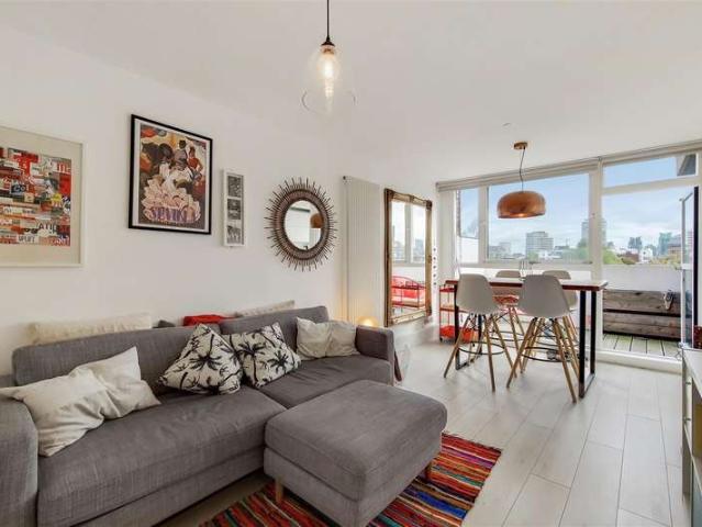 2 Bedroom Apartment Flat