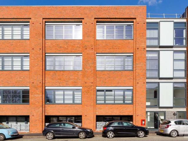 2 Bedroom Apartment Flat
