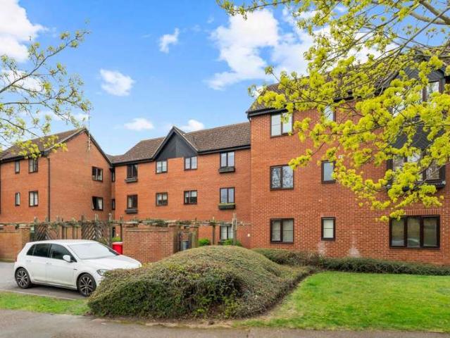 2 Bedroom Apartment Flat