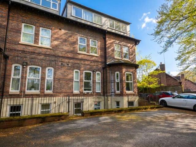 3 Bedroom Apartment Flat