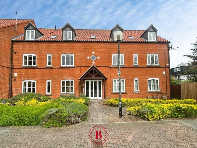 2 Bedroom Apartment Flat