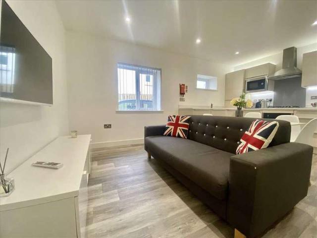 2 Bedroom Apartment Flat