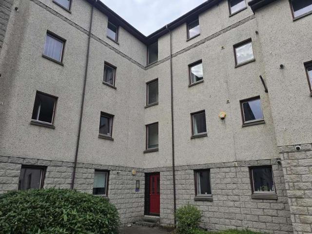 2 Bedroom Apartment Flat