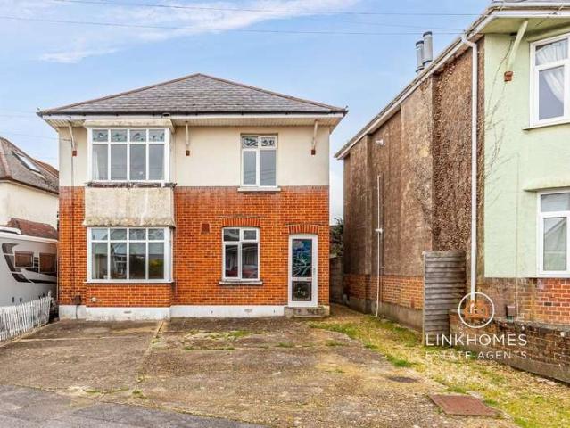 2 Bedroom Apartment Flat